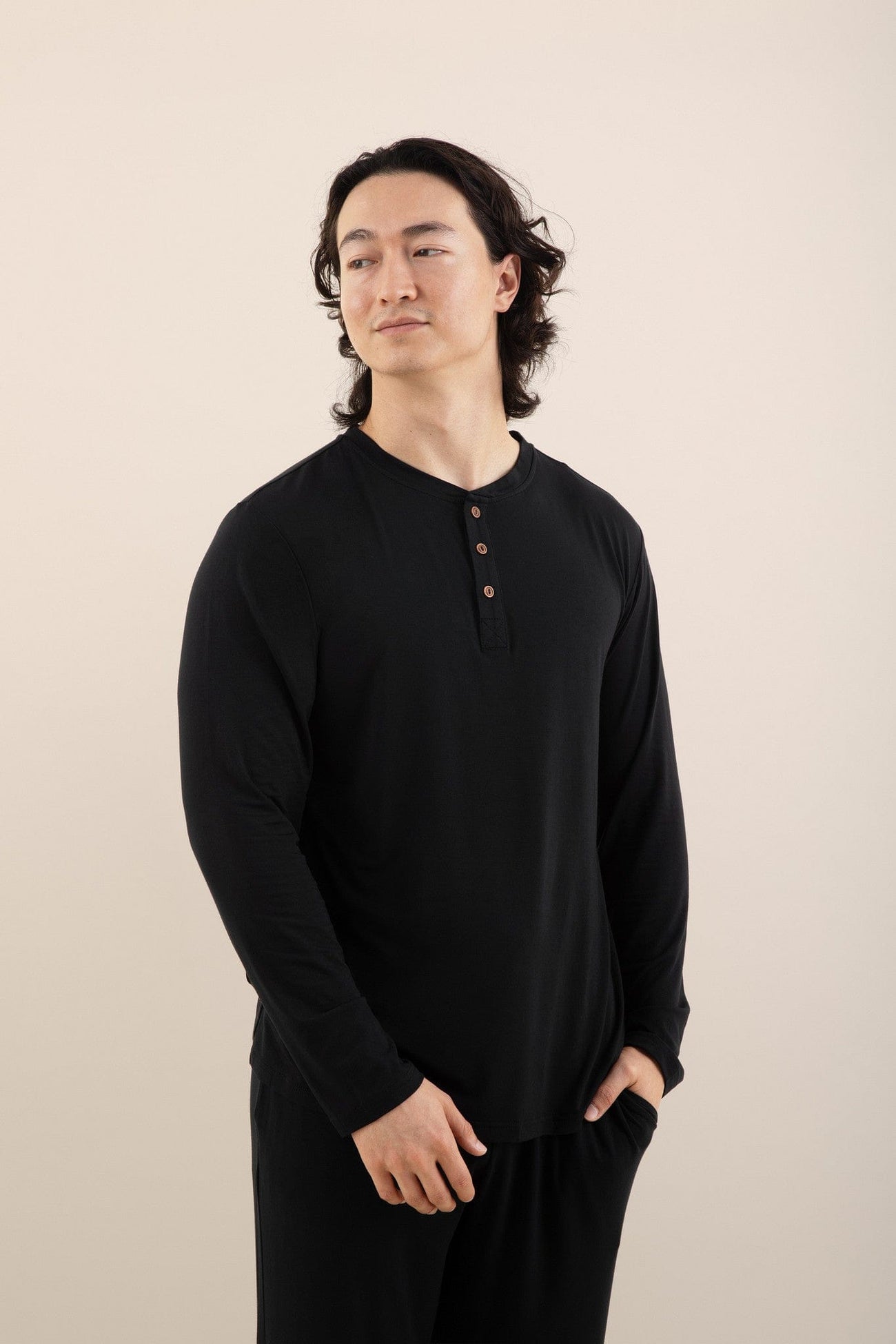 Men's Long Sleeve Bamboo Henley Top in Midnight | Kyte Baby