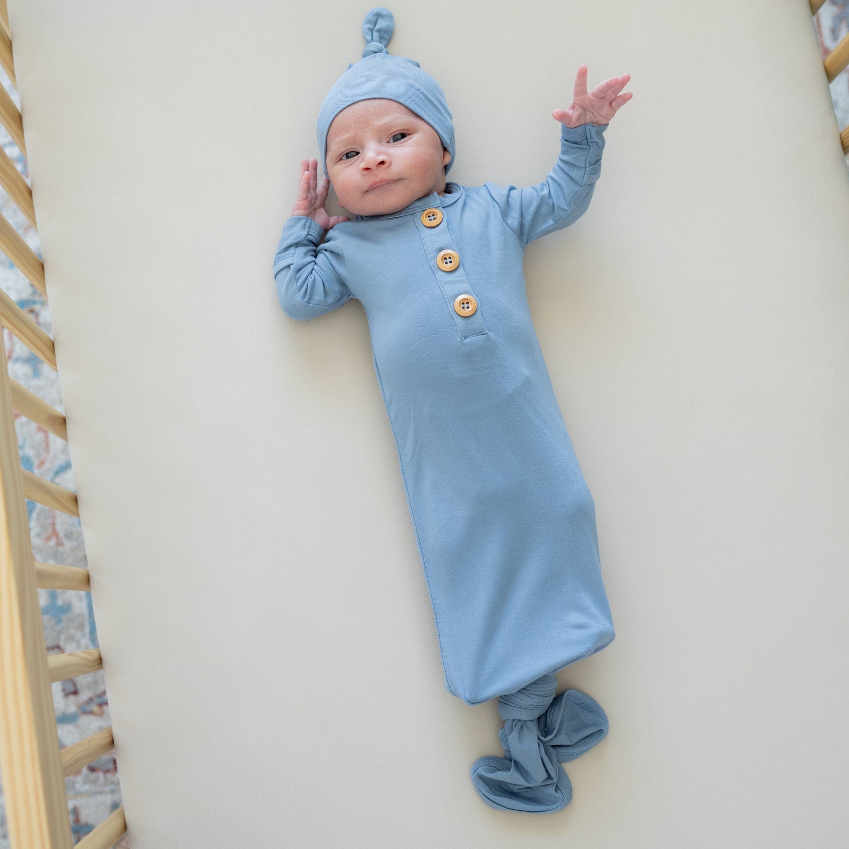 Knotted Gown with Hat Set in Slate | Kyte Baby